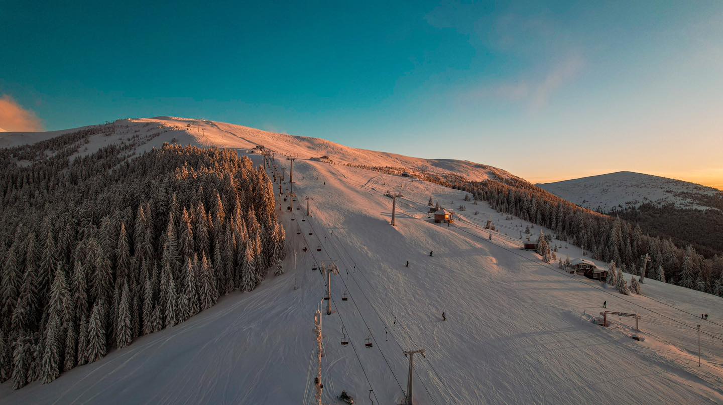 Statiunea Straja - Conacul Radacinilor